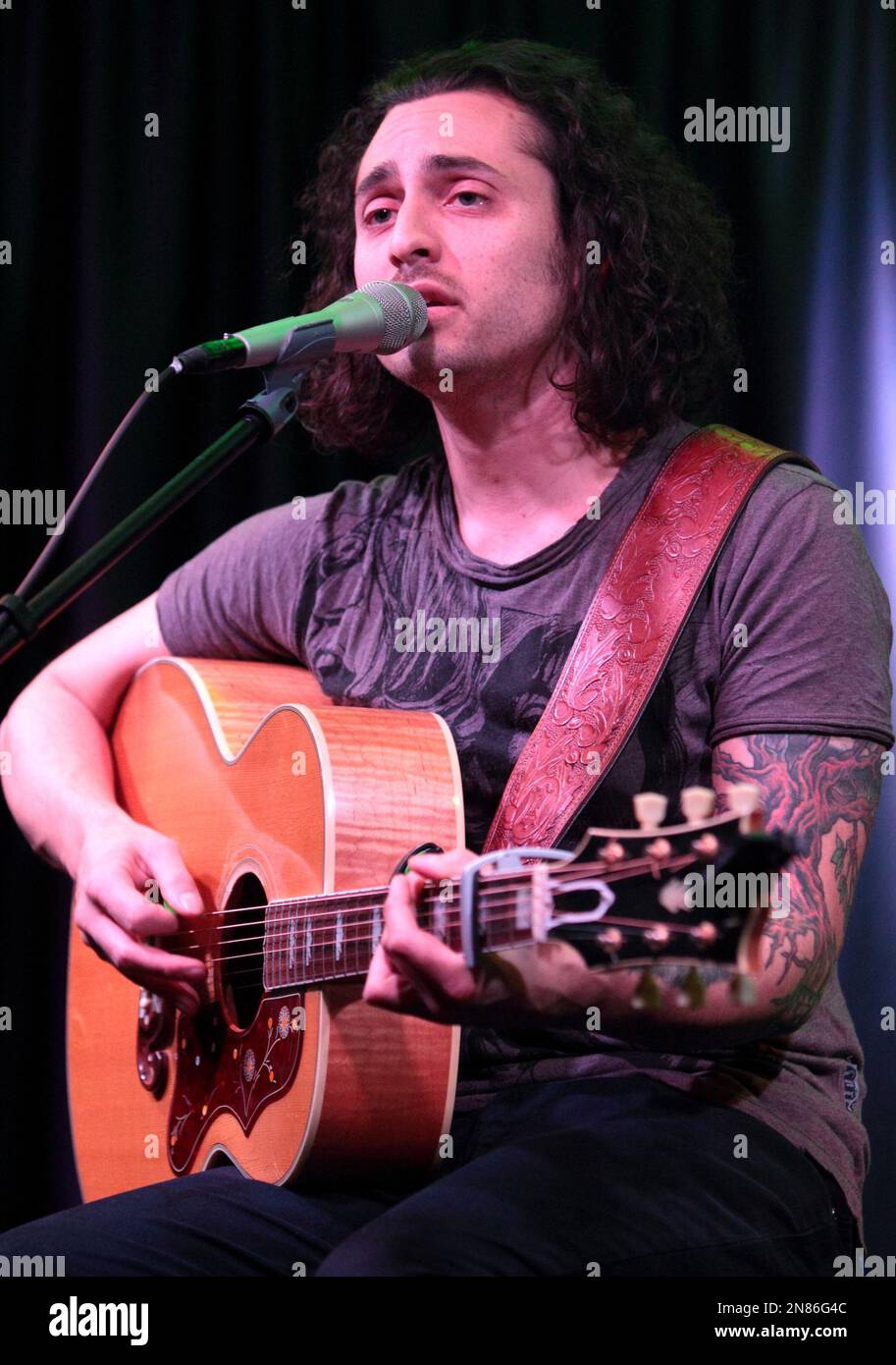 Singer-songwriter Keaton Simons visits radio station WISX Mix 106.1 ...