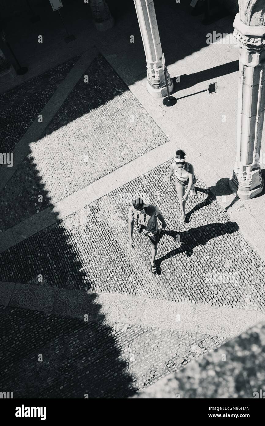 Two vertical columns hi-res stock photography and images - Alamy