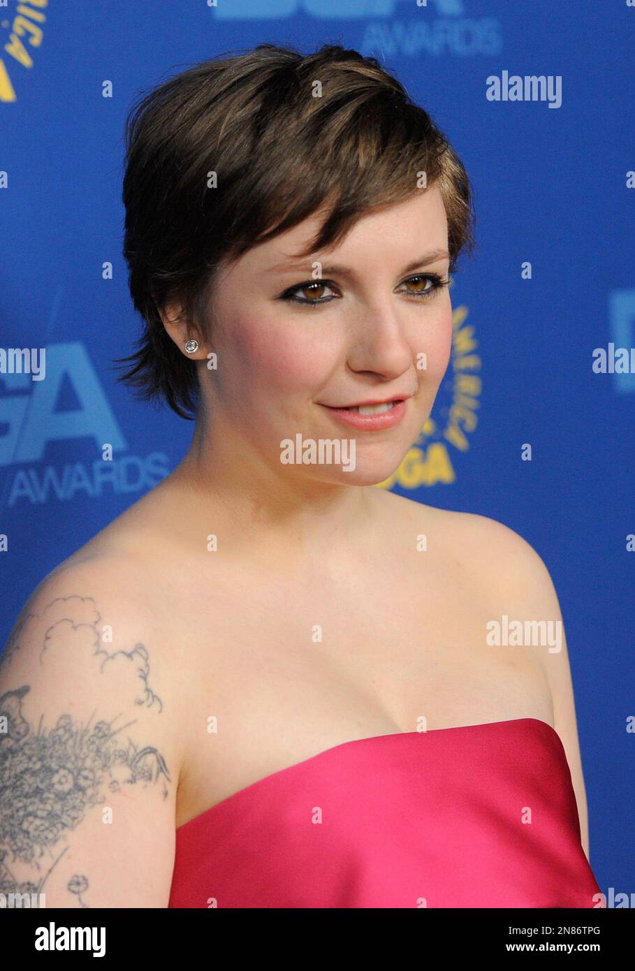 Lena Dunham arrives at the 65th Annual Directors Guild of America ...
