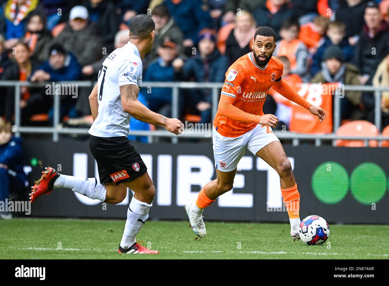 CJ Hamilton #22 of Blackpool runs with the ball during the Sky Bet ...