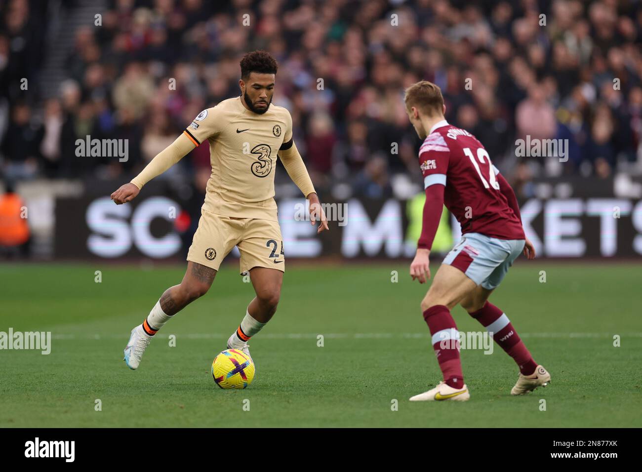 London Stadium, London, UK. 11th Feb, 2023. Premier League Football ...