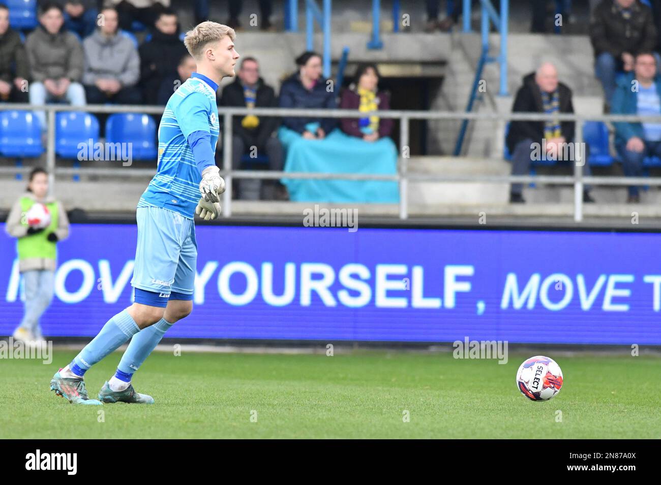 Beveren's goalkeeper Beau Reus pictured in action during a soccer match ...