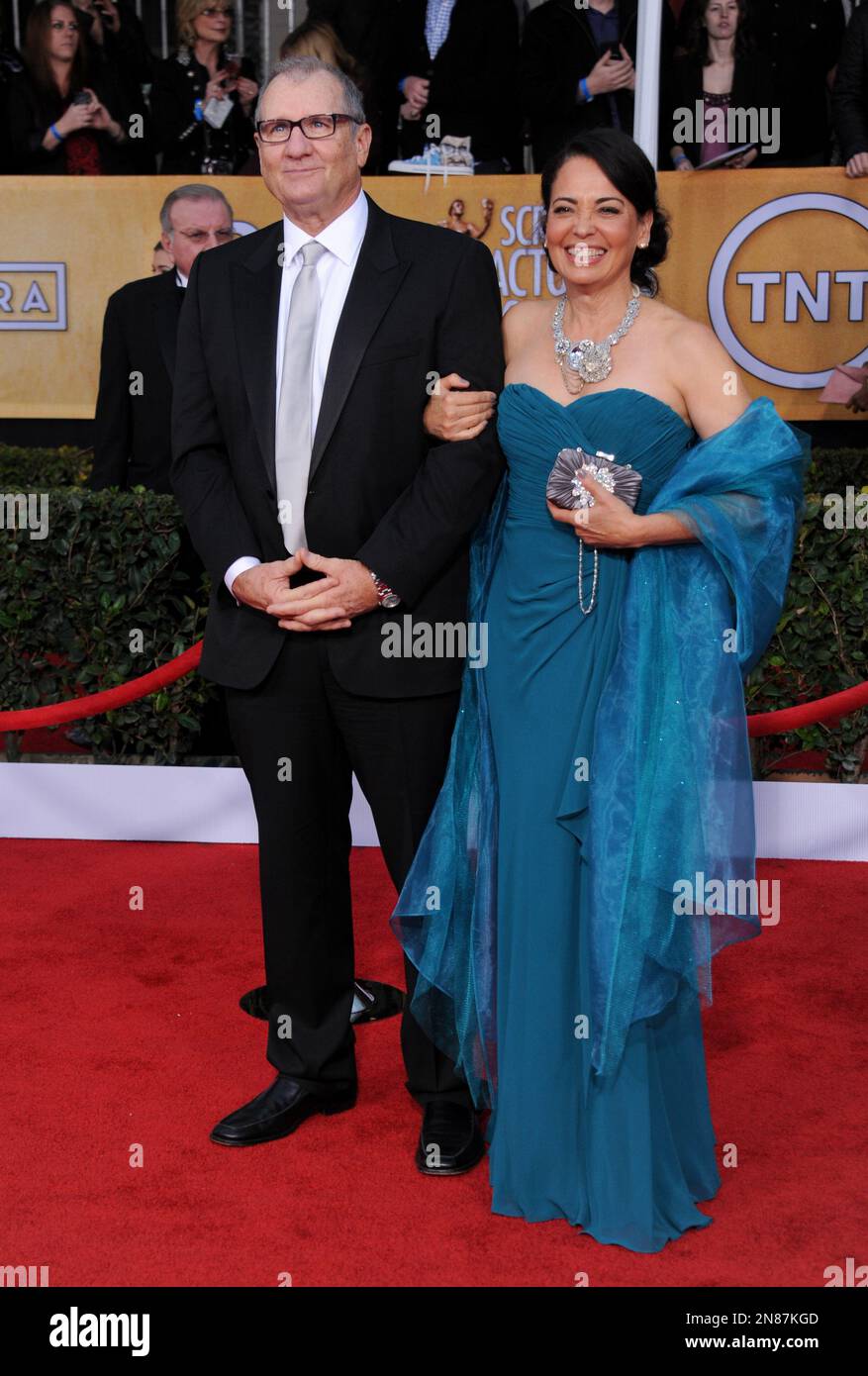 Ed O'Neill, left, and Catherine Rusoff arrive at the 19th Annual Screen ...