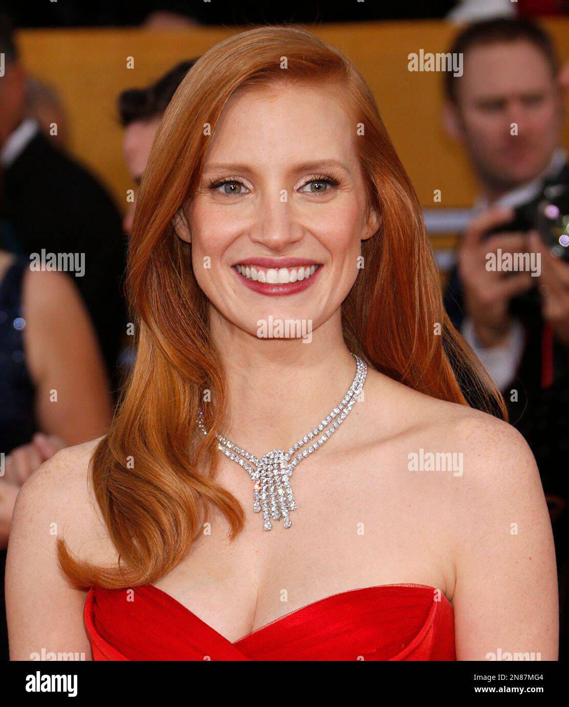 Jessica Chastain arrives at the 19th Annual Screen Actors Guild Awards ...