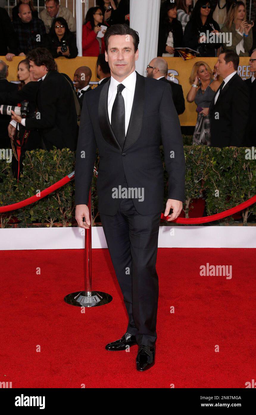 Jon Hamm arrives at the 19th Annual Screen Actors Guild Awards at the ...