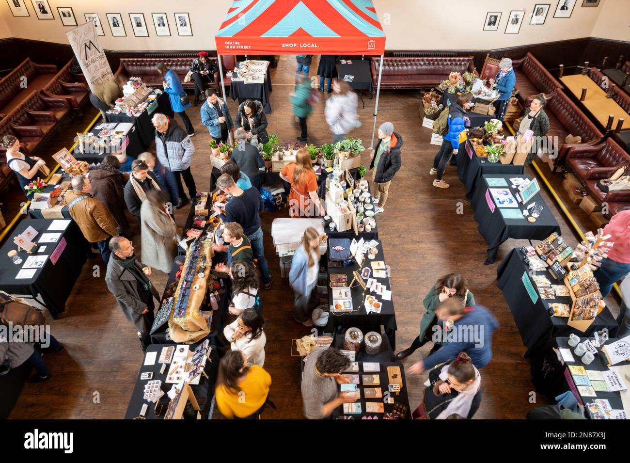 Cambridge, UK. 11th Feb, 2023. People enjoy the Cambridge Chocolate ...