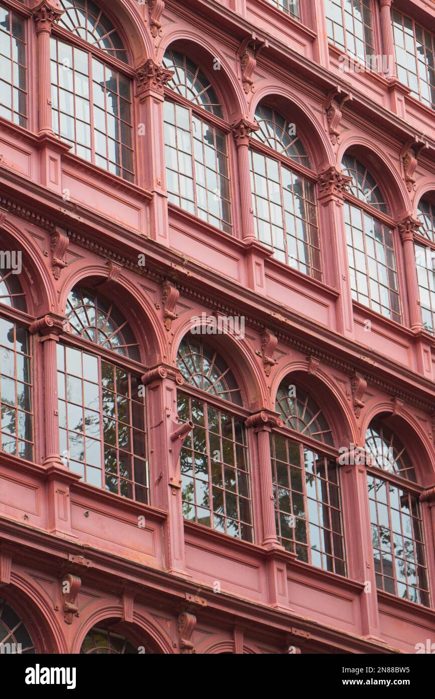 Historical building timeless hi-res stock photography and images - Alamy