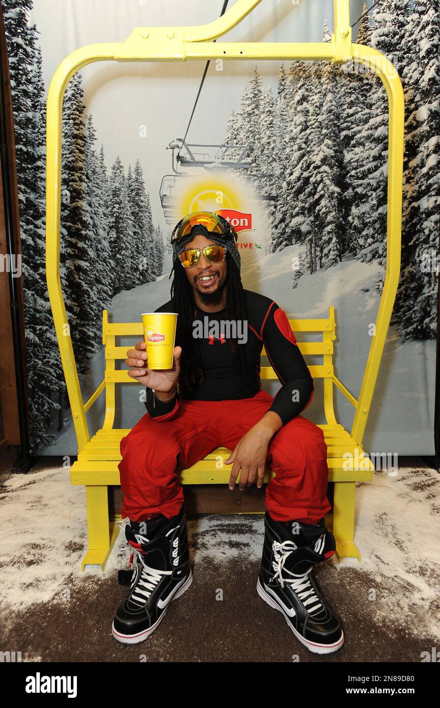 IMAGE DISTRIBUTED FOR LIPTON: Lil Jon enjoys one of his daily eight ...
