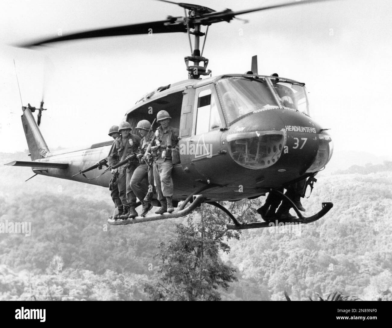 U.S. soldiers of the 1st Battalion, 9th Cavalry Regiment stand on the ...