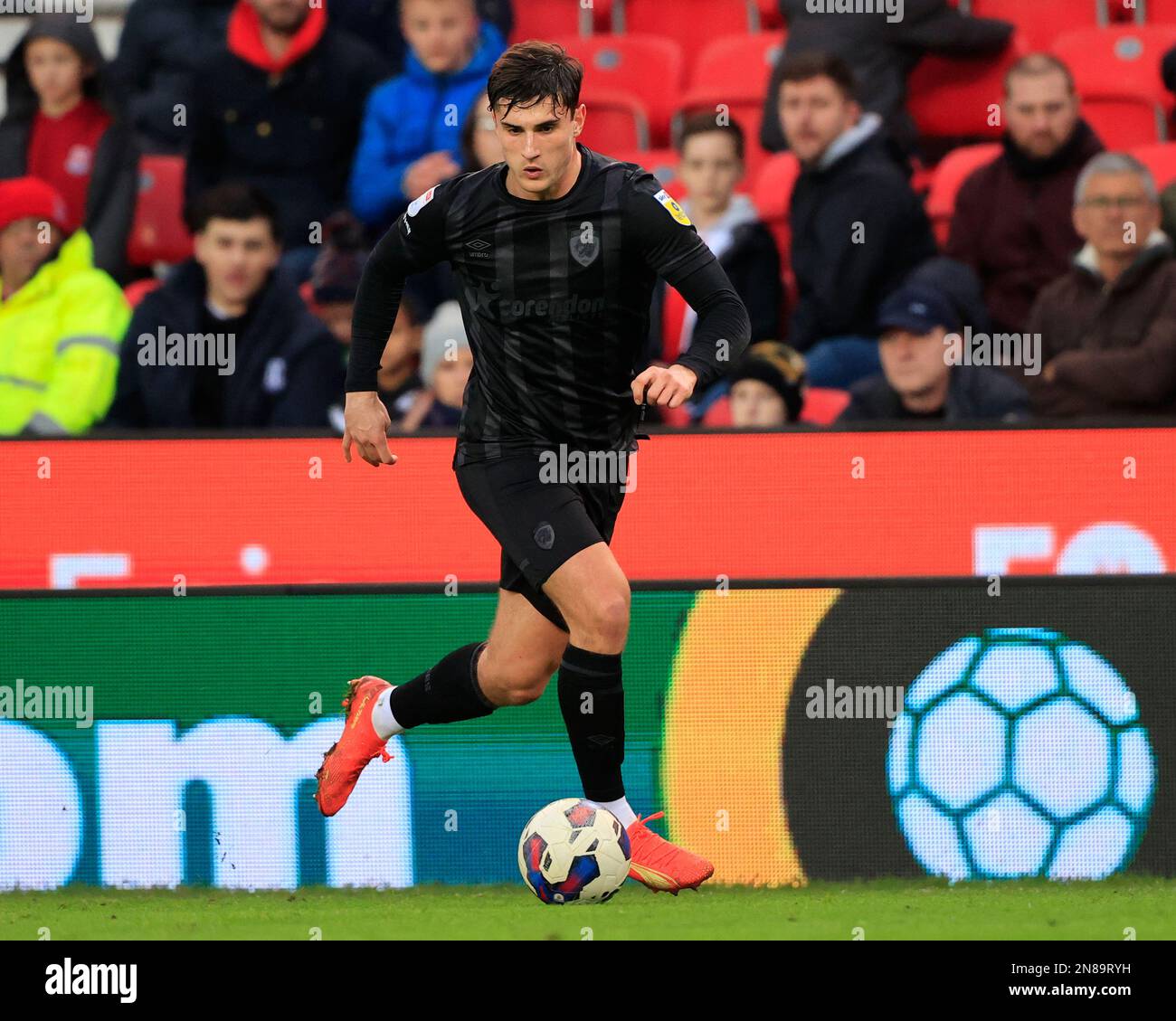 Ryan Longman #16 of Hull City controls the ball during the Sky Bet ...