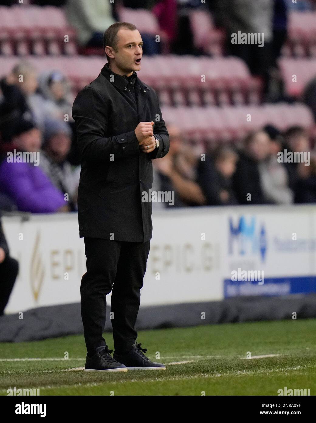 Shaun Maloney Manager of Wigan Athletic shouts instructions during the ...