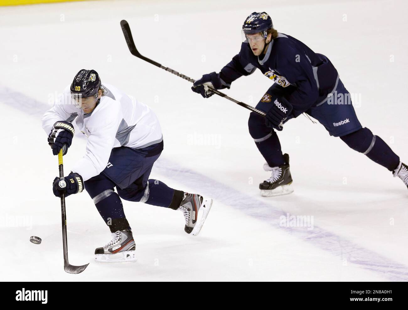 Nashville Predators right wing Martin Erat, of the Czech Republic, left ...