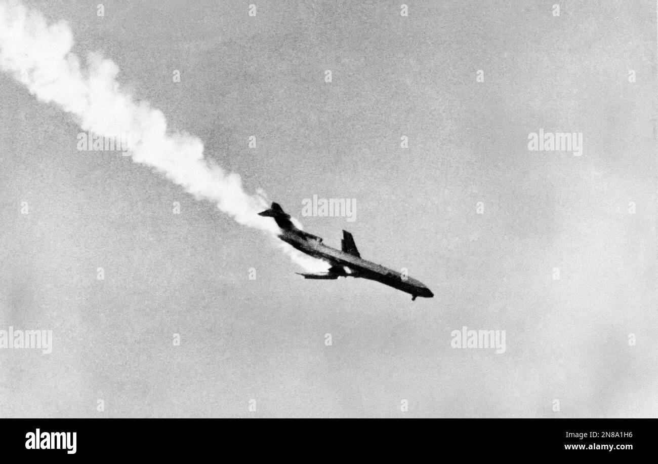 Pacific Southwest Airlines Flight 182, with its wing aflame after a ...