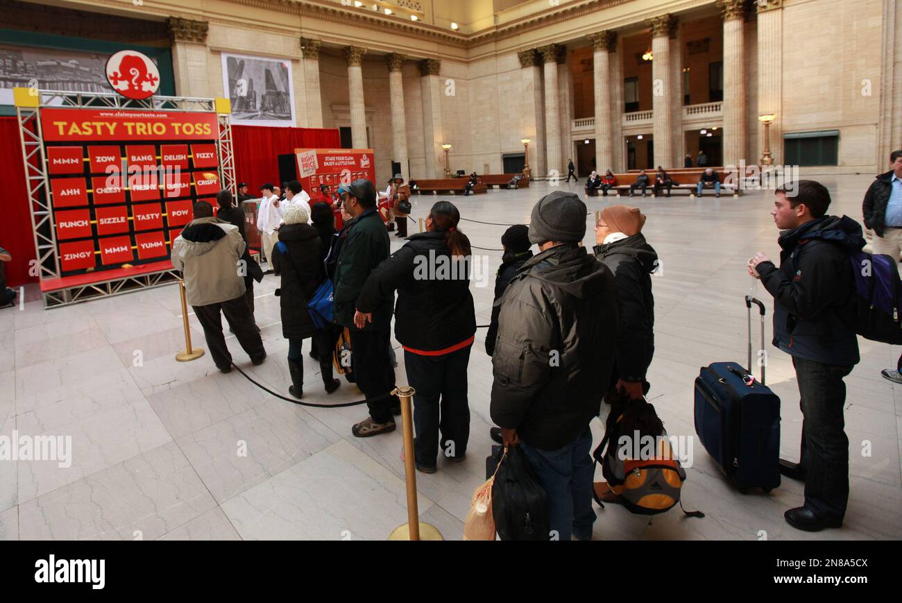 Consumers line up to experience Tasty Trio Toss at Wendy’s ...