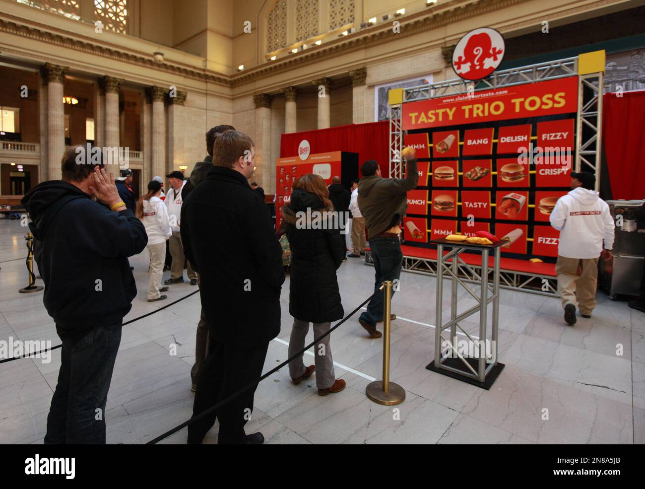 Consumers line up to experience Tasty Trio Toss at Wendy’s ...