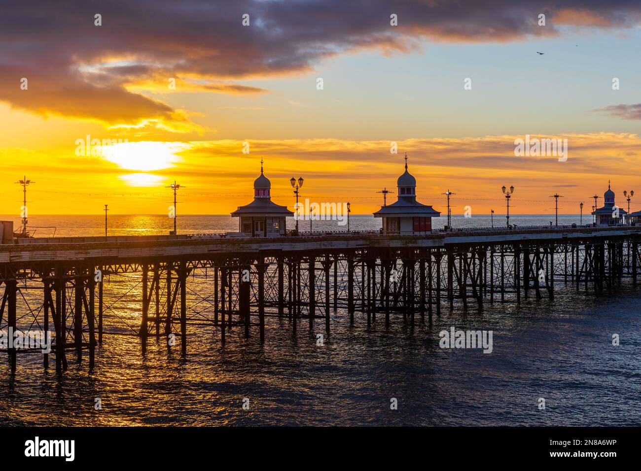 Blackpool sunset city hi-res stock photography and images - Alamy