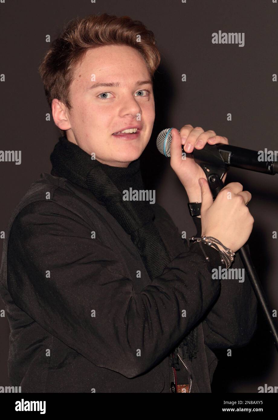 Pop music singer Conor Maynard visits Franklin Mills Mall to promote ...