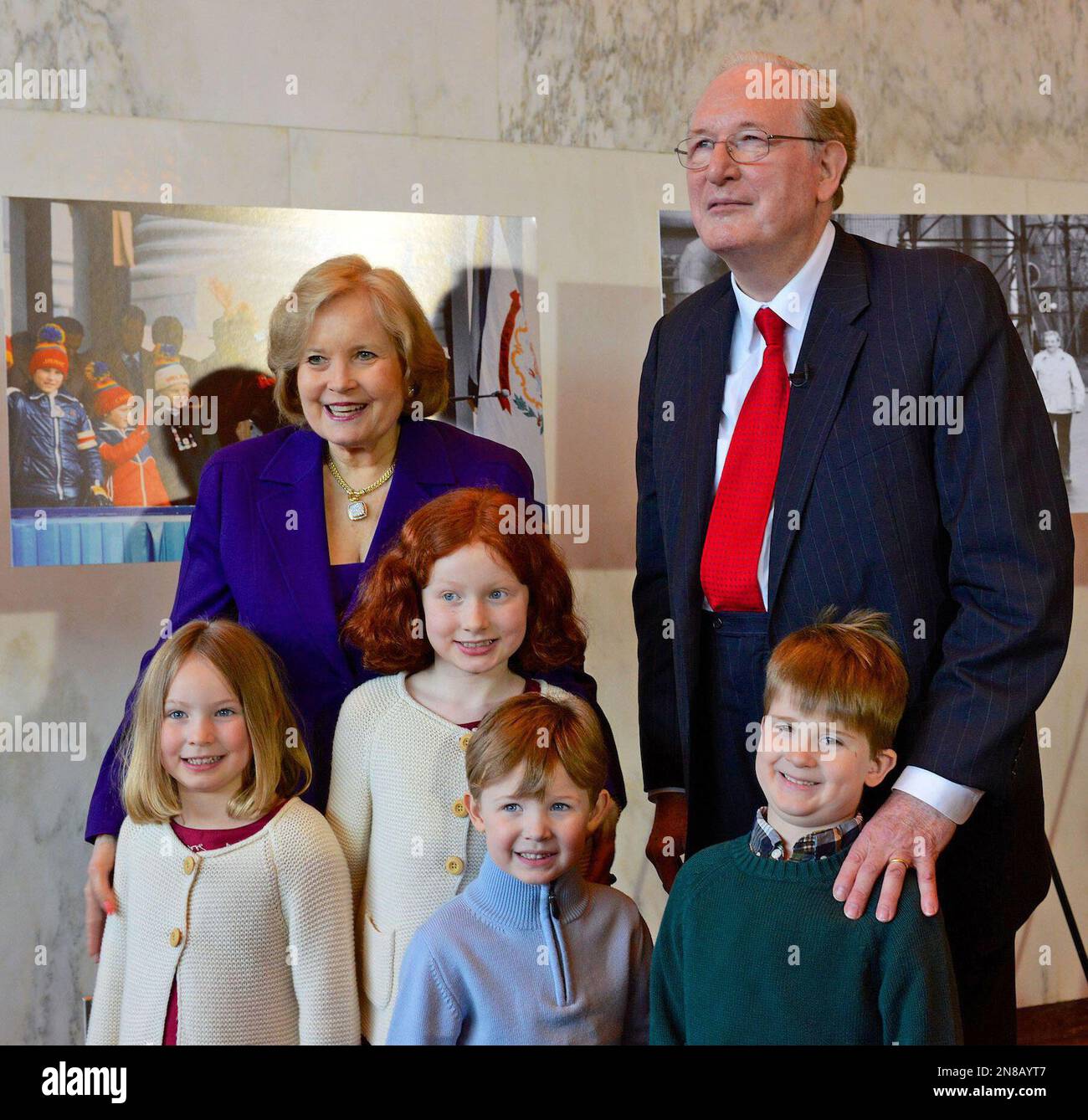 Sen. Jay Rockefeller, D-WV., poses with family members, from left, his ...
