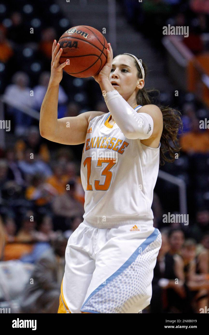 Tennessee forward Taber Spani (13) prepares to shoot during an NCAA ...
