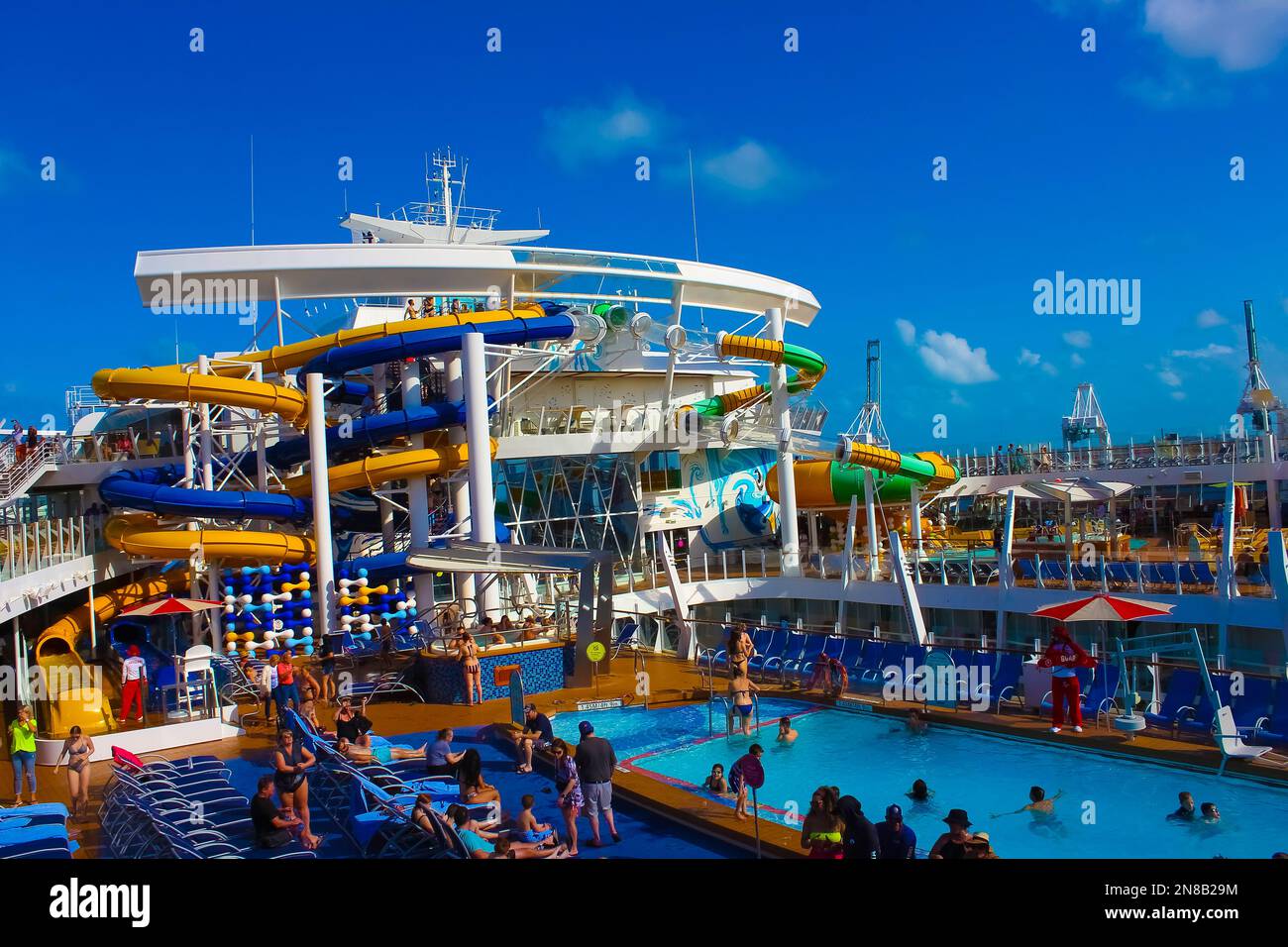 Symphony of the seas pool hi-res stock photography and images - Alamy