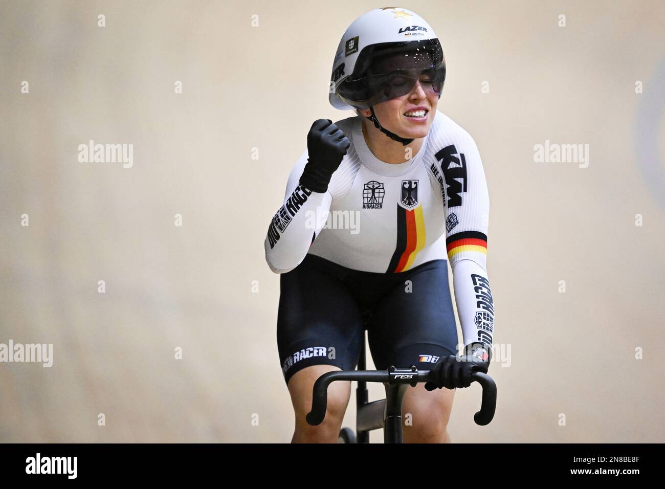 Winner Emma Hinze of Germany during the women's 500m time trial final ...