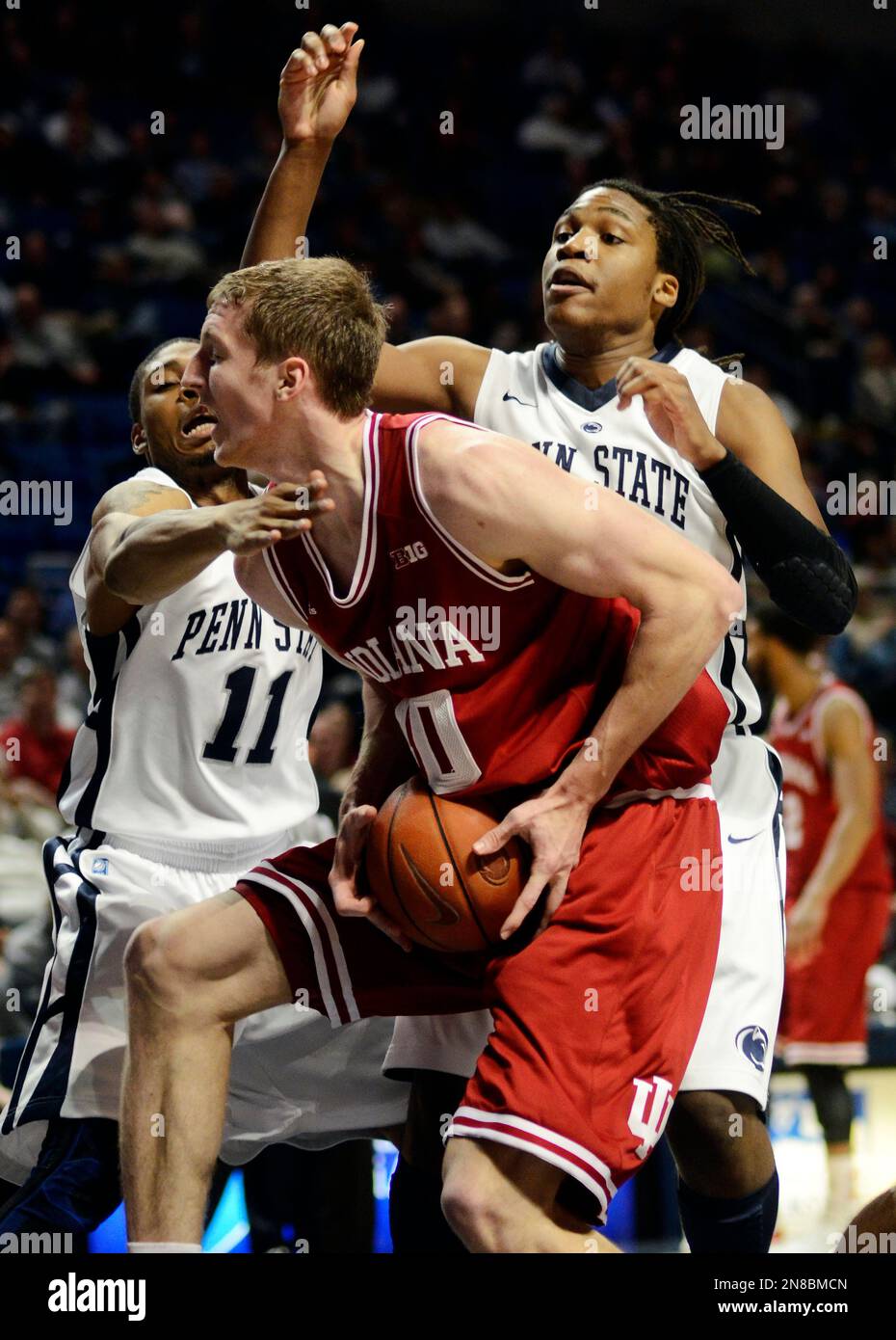 CORRECTS INDIANA PLAYER TO CODY ZELLER (40), NOT JONNY MARLIN (10 ...