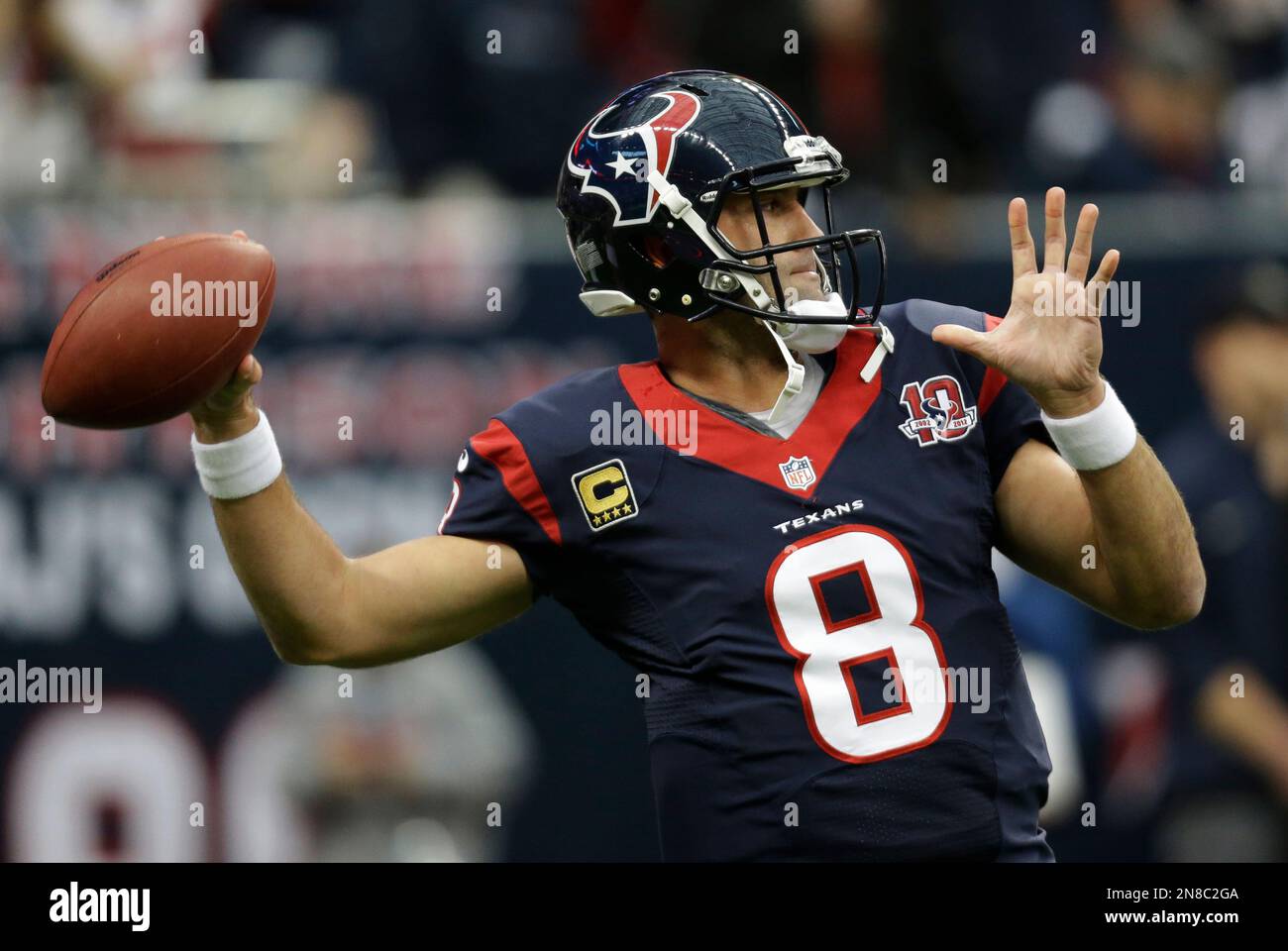 Houston Texans quarterback Matt Schaub warms up before an NFL wild card ...