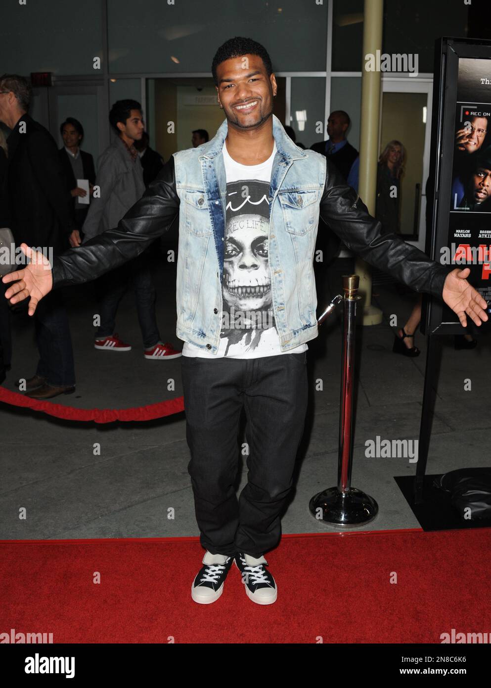 Damien Dante Wayans attends the world premiere of "A Haunted House" at ...