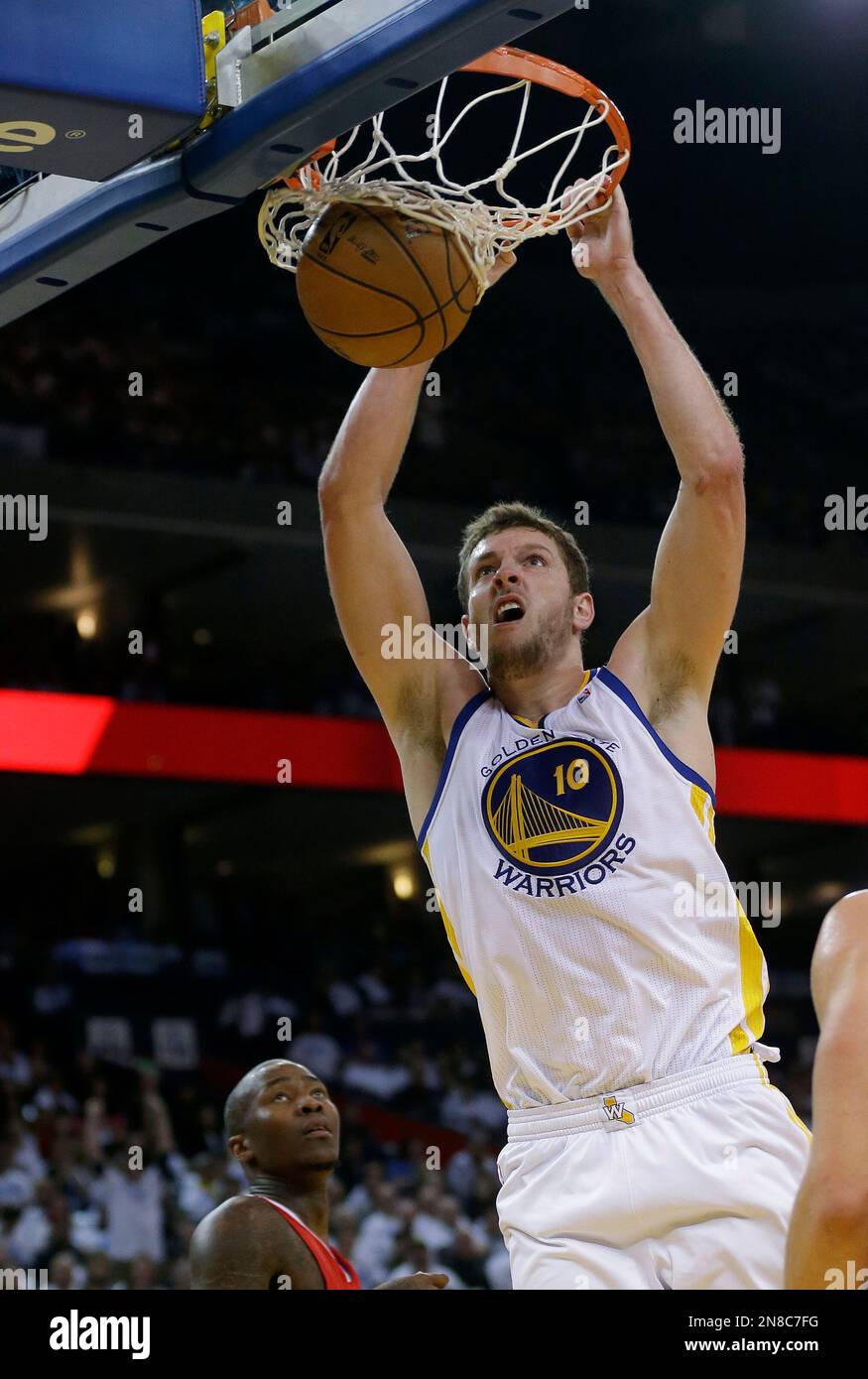 Golden State Warriors' David Lee (10) in action against the Los Angeles ...