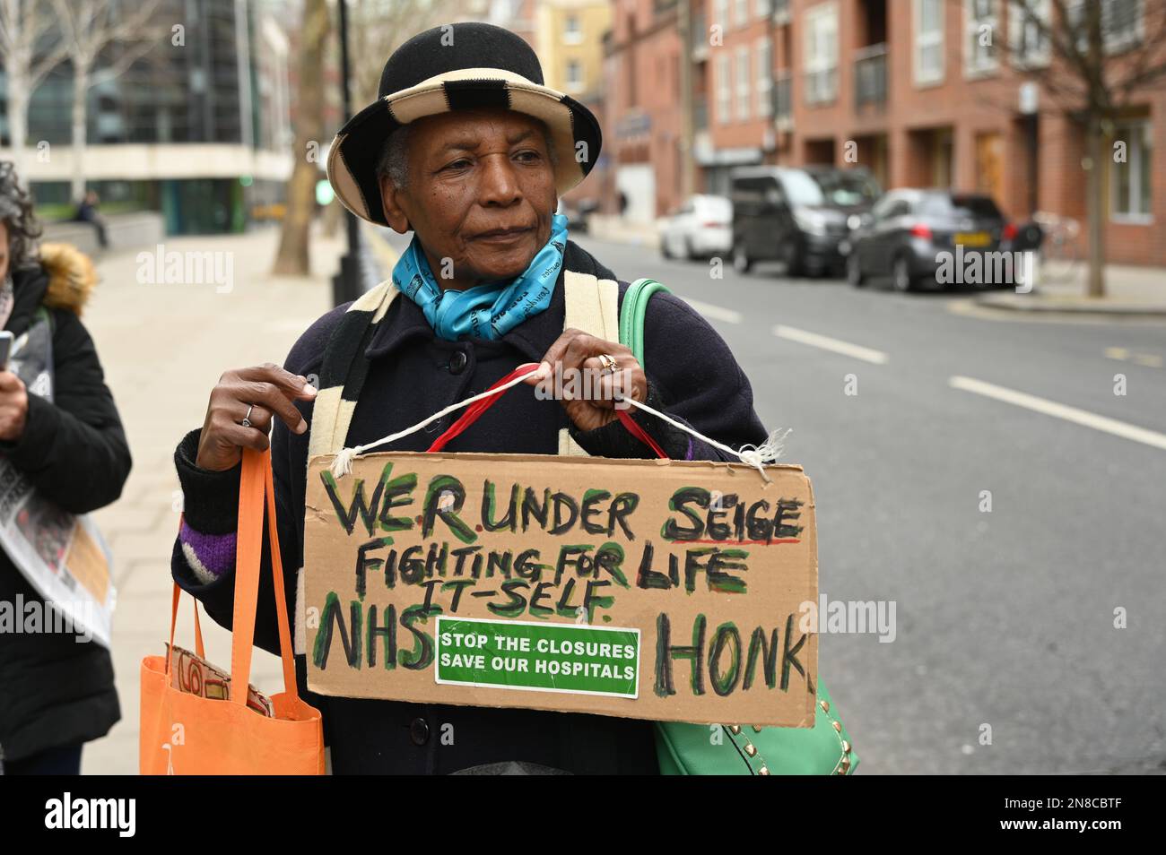 Freezing of service charges hi-res stock photography and images - Alamy