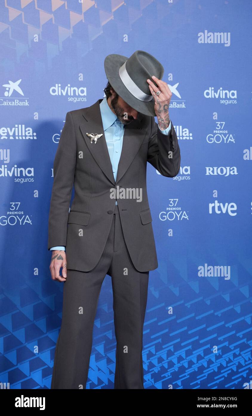 Spanish singer Leiva poses on arrival before the ceremony for the 37th ...