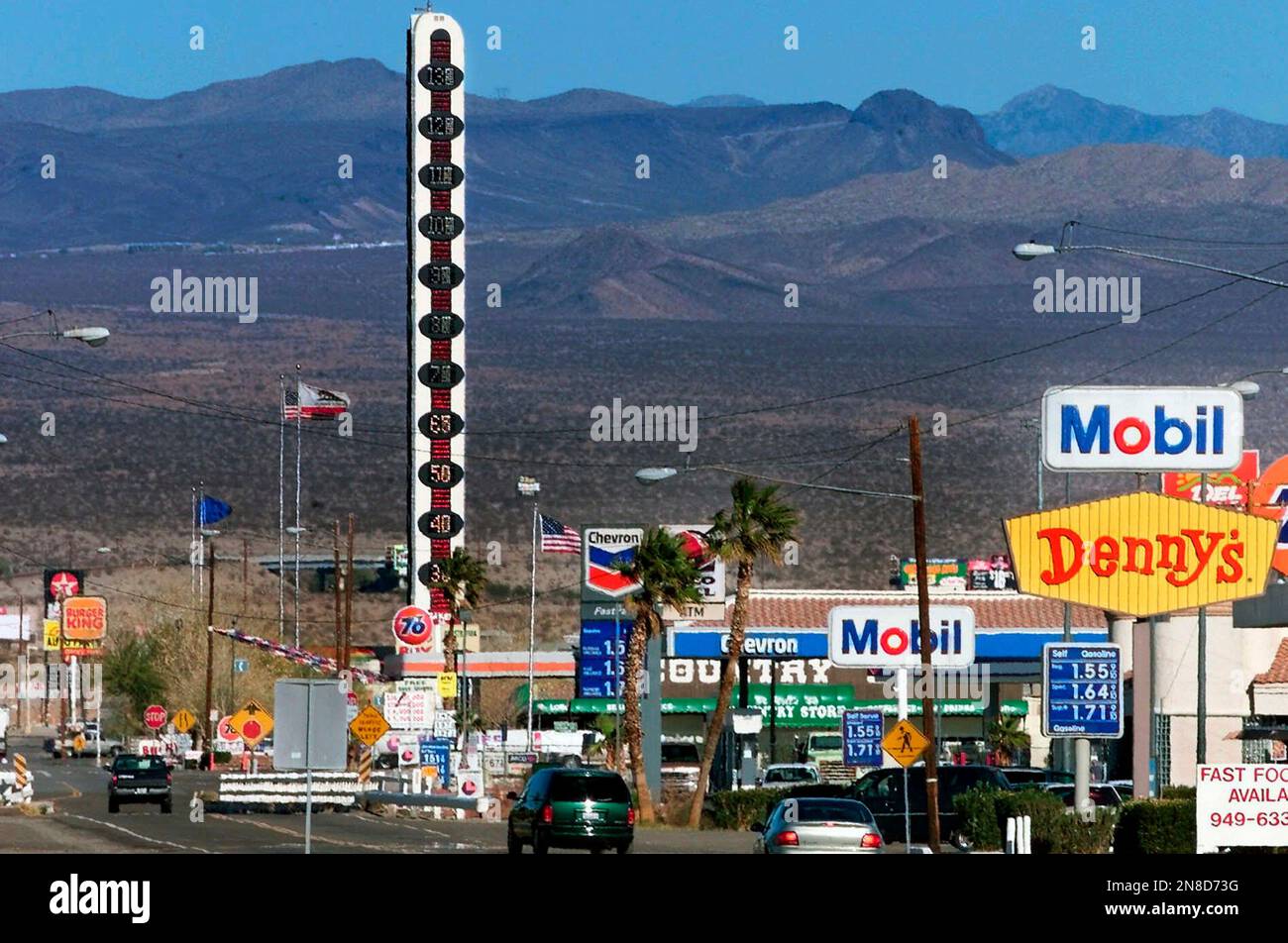 File-This Jan. 27,2000 file photo shows visitors driving through the ...
