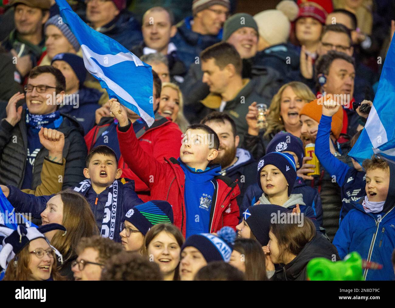 Scottish rugby fans hi-res stock photography and images - Alamy