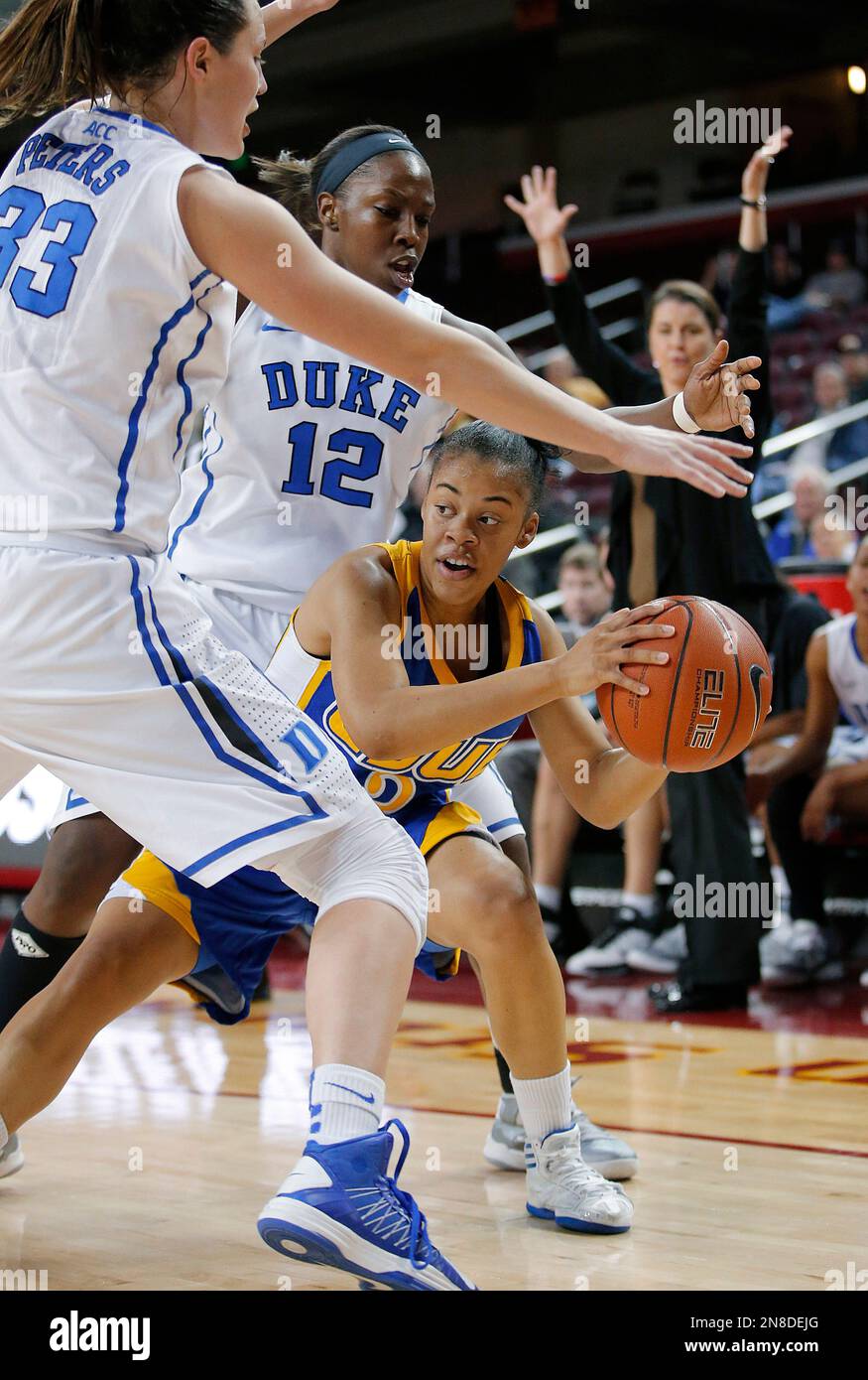 Cal State Bakersfield guard Amber Williams looks to pass against Duke's ...