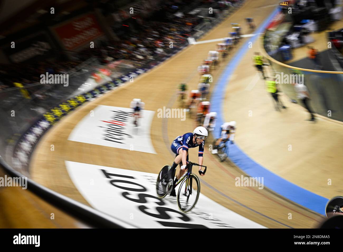 Winner Benjamin Thomas of France during the men's omnium points race ...