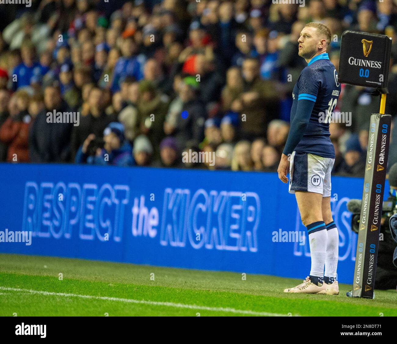 Rugby kick conversion hi-res stock photography and images - Alamy