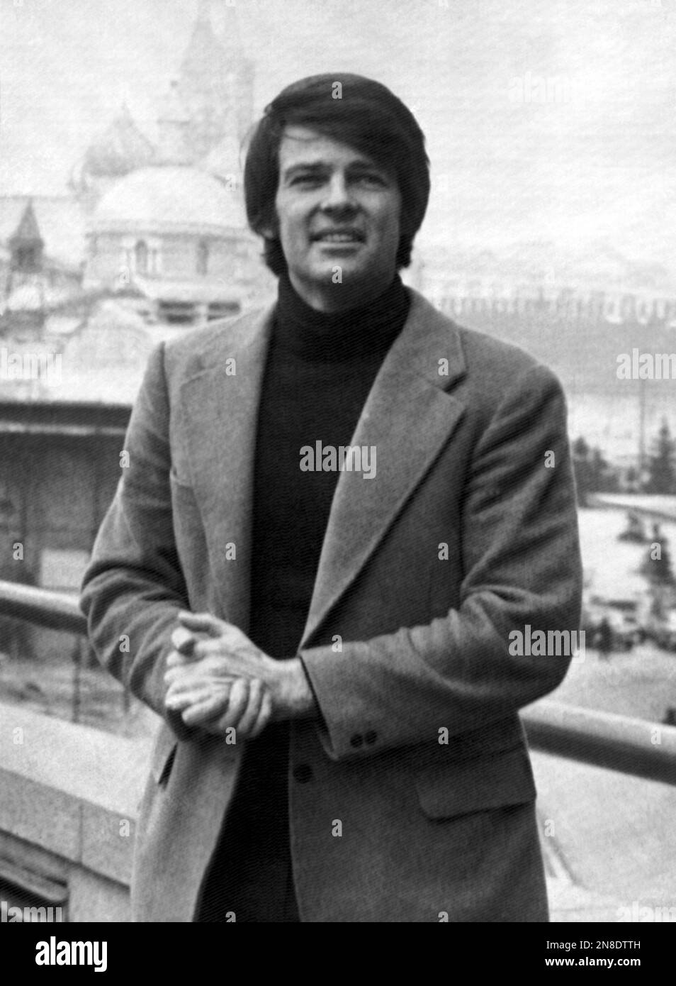 Dean Reed, a 33-year-old American singer, shown Feb. 16, 1972, calls ...