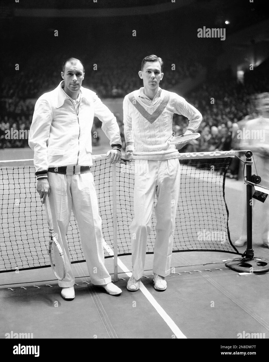 A capacity crowd of 16,000 fans jammed Madison Square Garden to witness ...