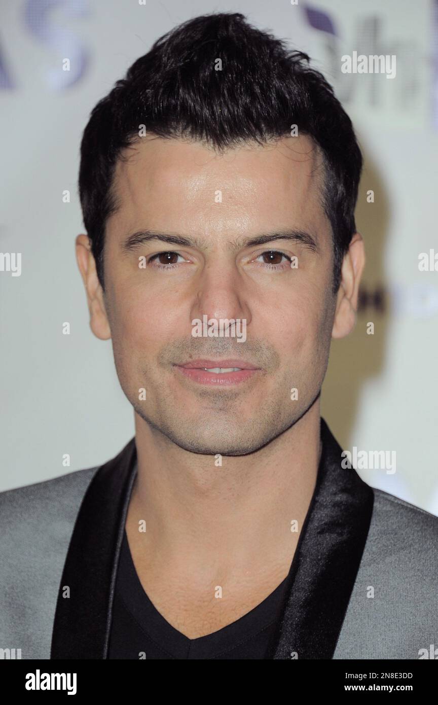 Jordan Knight arrives at VH1 Divas on Sunday, Dec. 16, 2012, at the ...