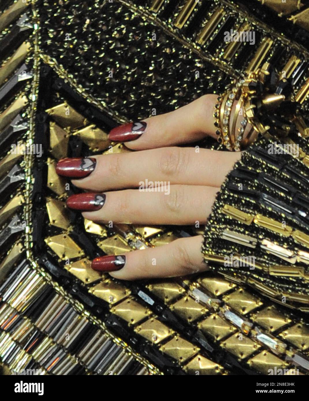 Paloma Faith arrives at VH1 Divas on Sunday, Dec. 16, 2012, at the ...