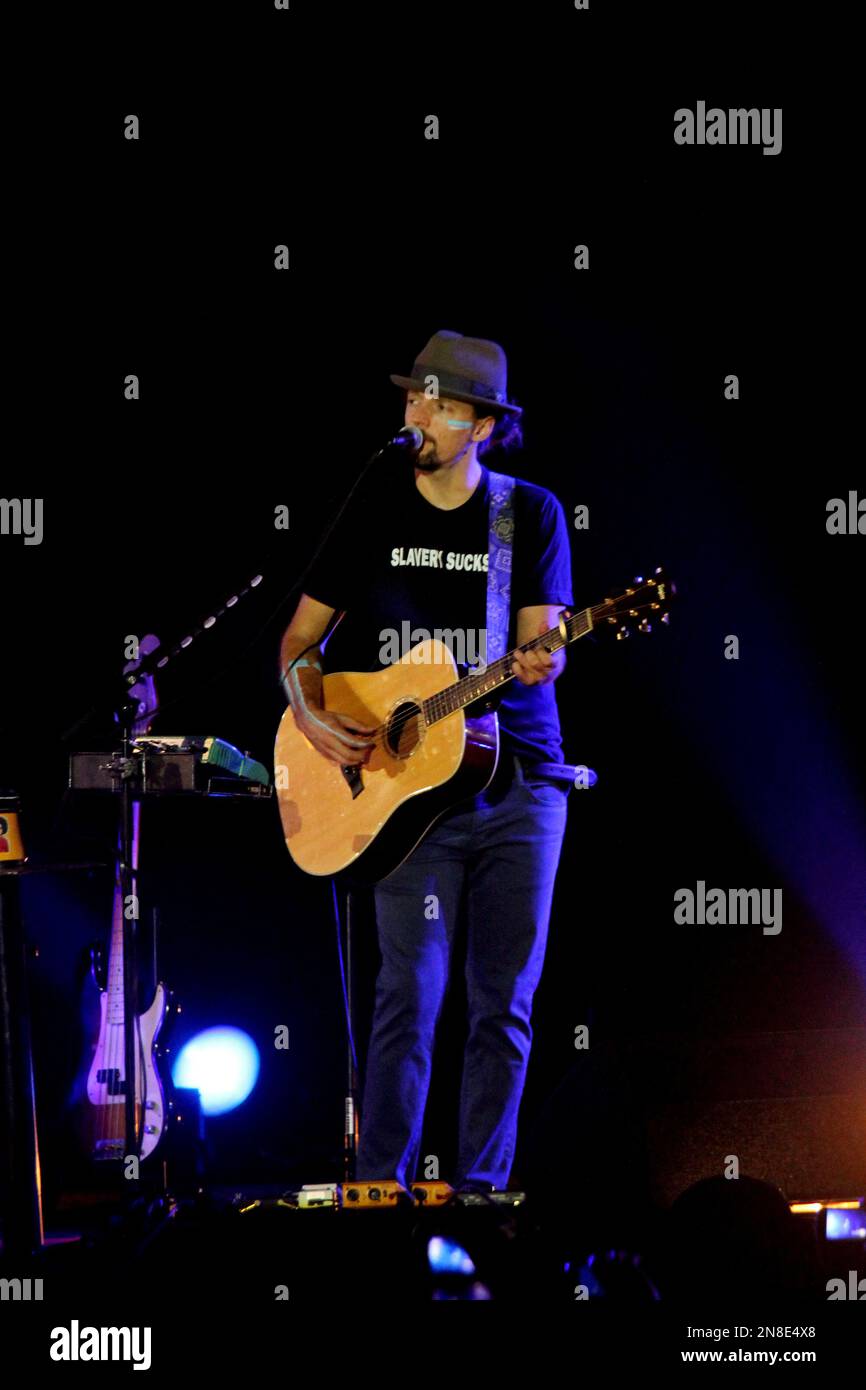 American singer-songwriter Jason Mraz performs at the base of the ...