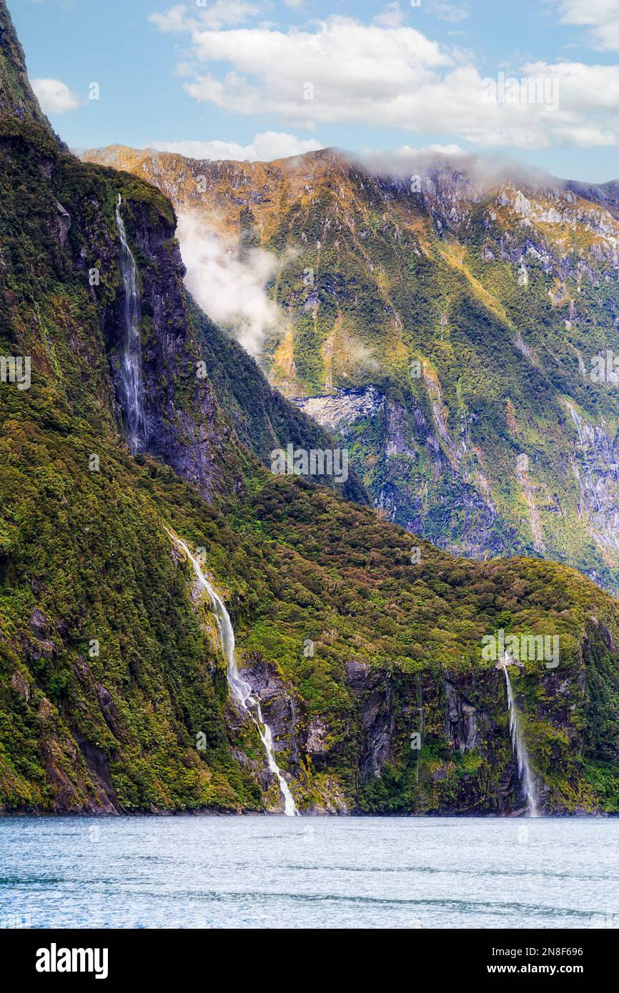 MIlford Sound fiordland on the South Island of New Zealand - scenic ...