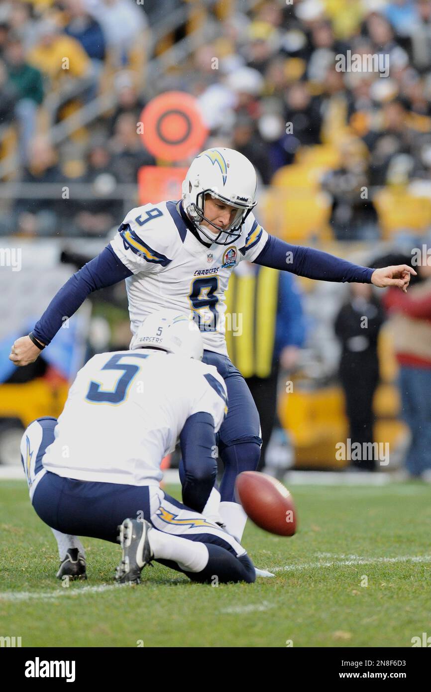 San Diego Chargers kicker Nick Novak (9) makes a field goal in the ...