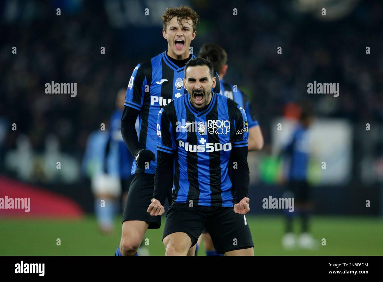 Atalanta's Italian defender Davide Zappacosta celebrates after scoring ...