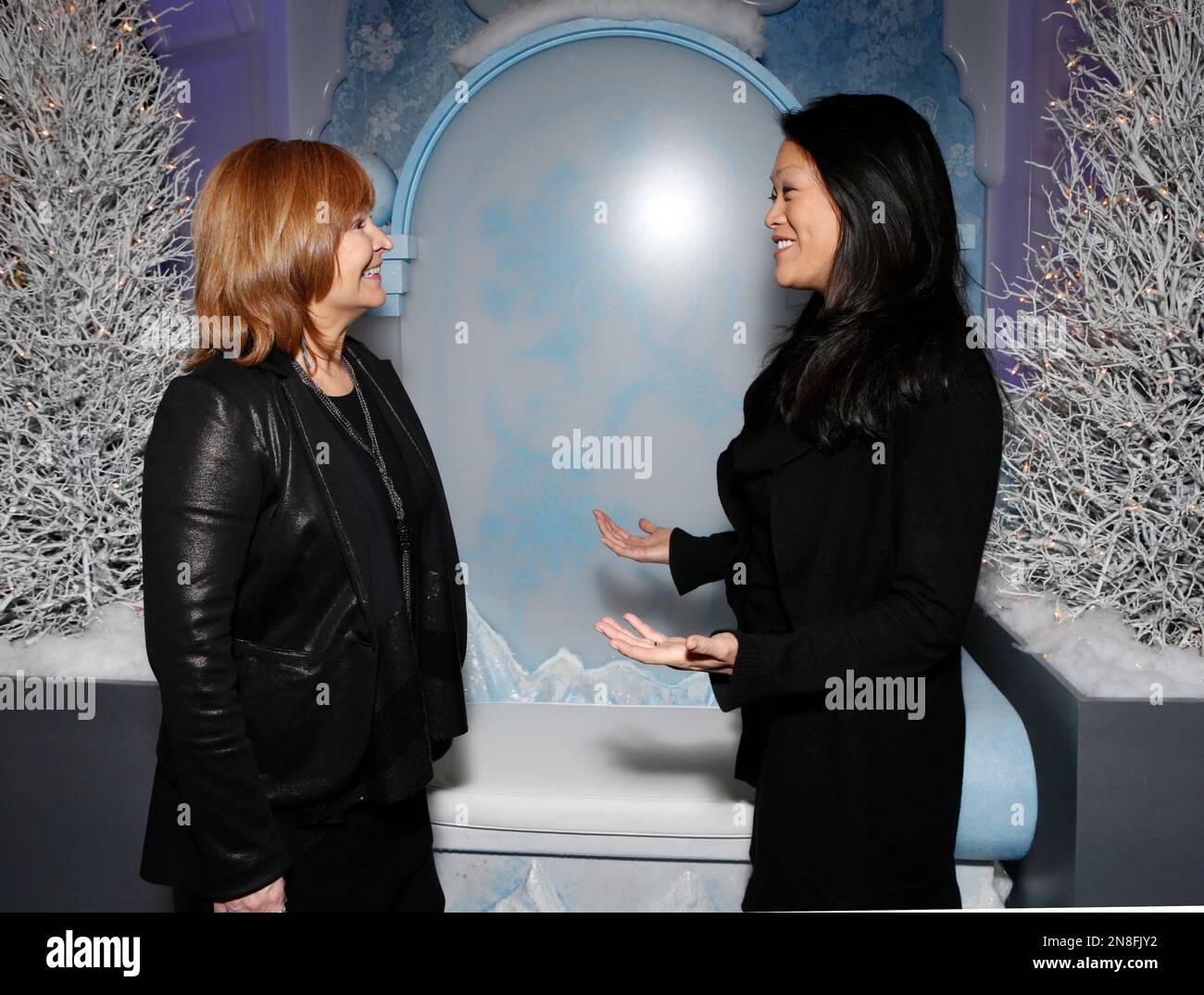 Taubman Centers' Glenda Cole and Twentieth Century Fox Home ...