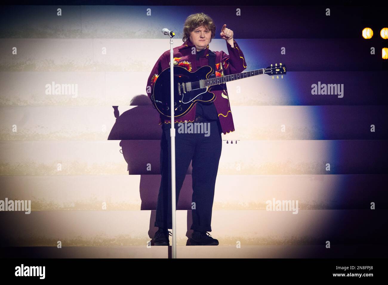 Lewis capaldi 2023 hi-res stock photography and images - Alamy