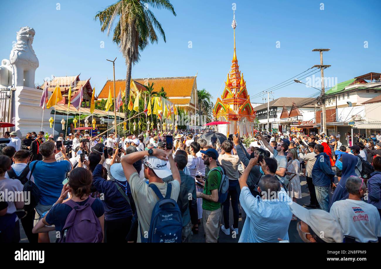 Tourists seen during the funeral parade of Princess Chao Duang Duean Na ...
