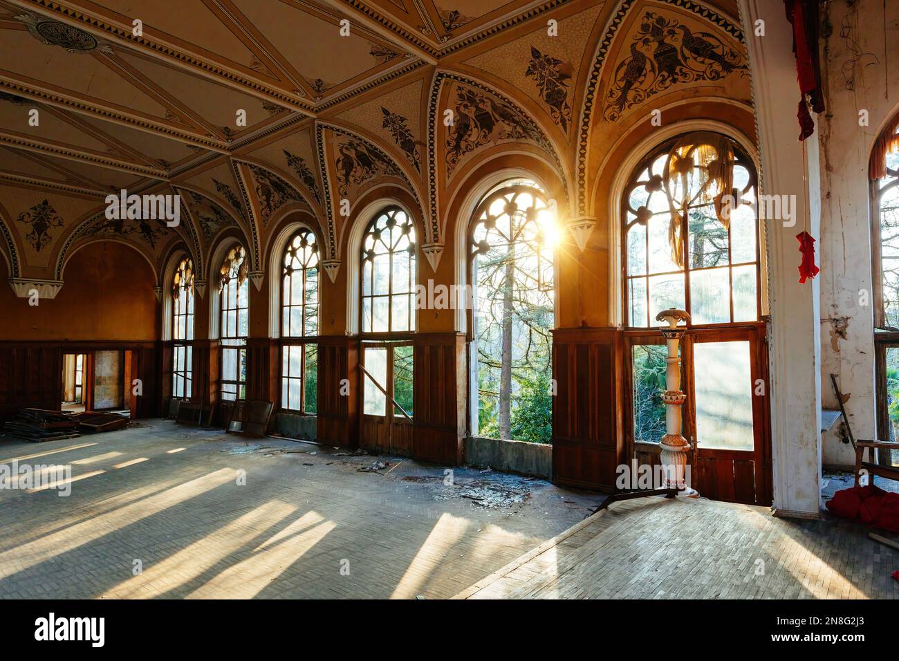 Reticulated building hi-res stock photography and images - Alamy