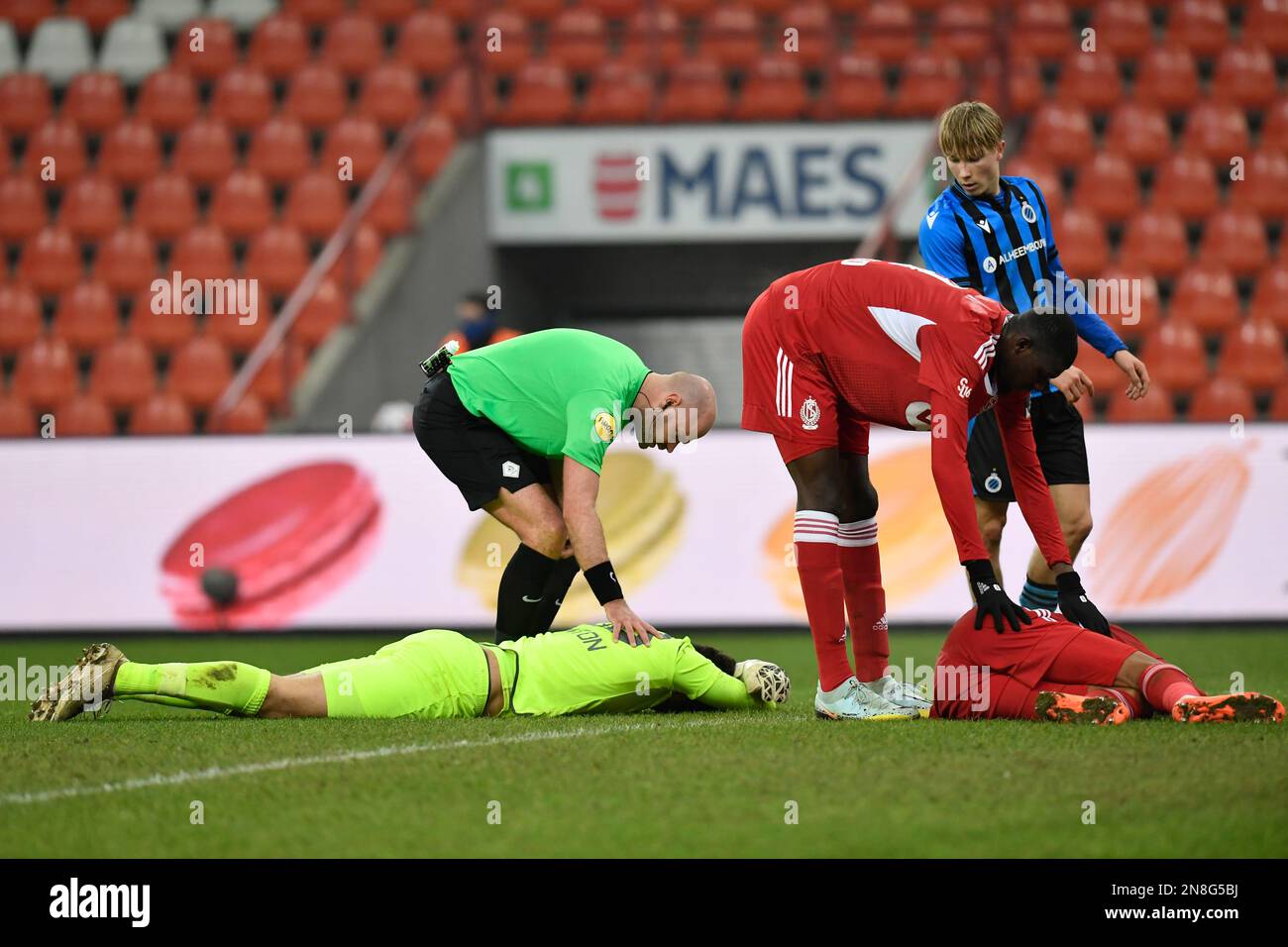 SL16's Sacha Banse and Club NXT's goalkeeper Nick Shinton lie injured ...