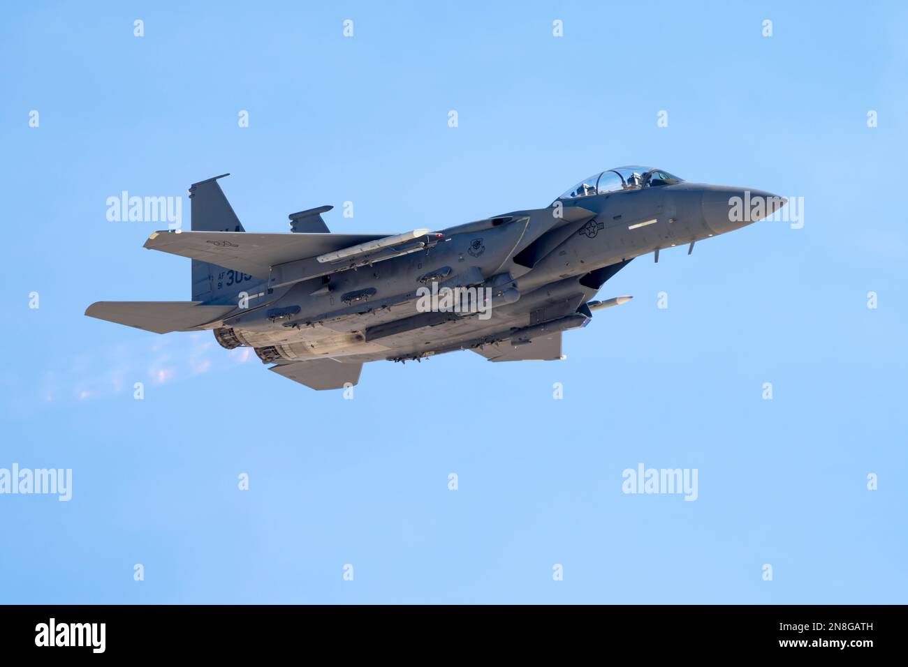 F-15 Fast Fly-by Stock Photo - Alamy